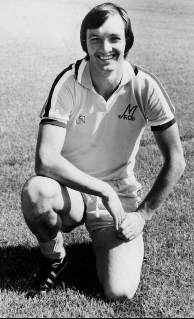 Joe Wark – THE KIT RAIL